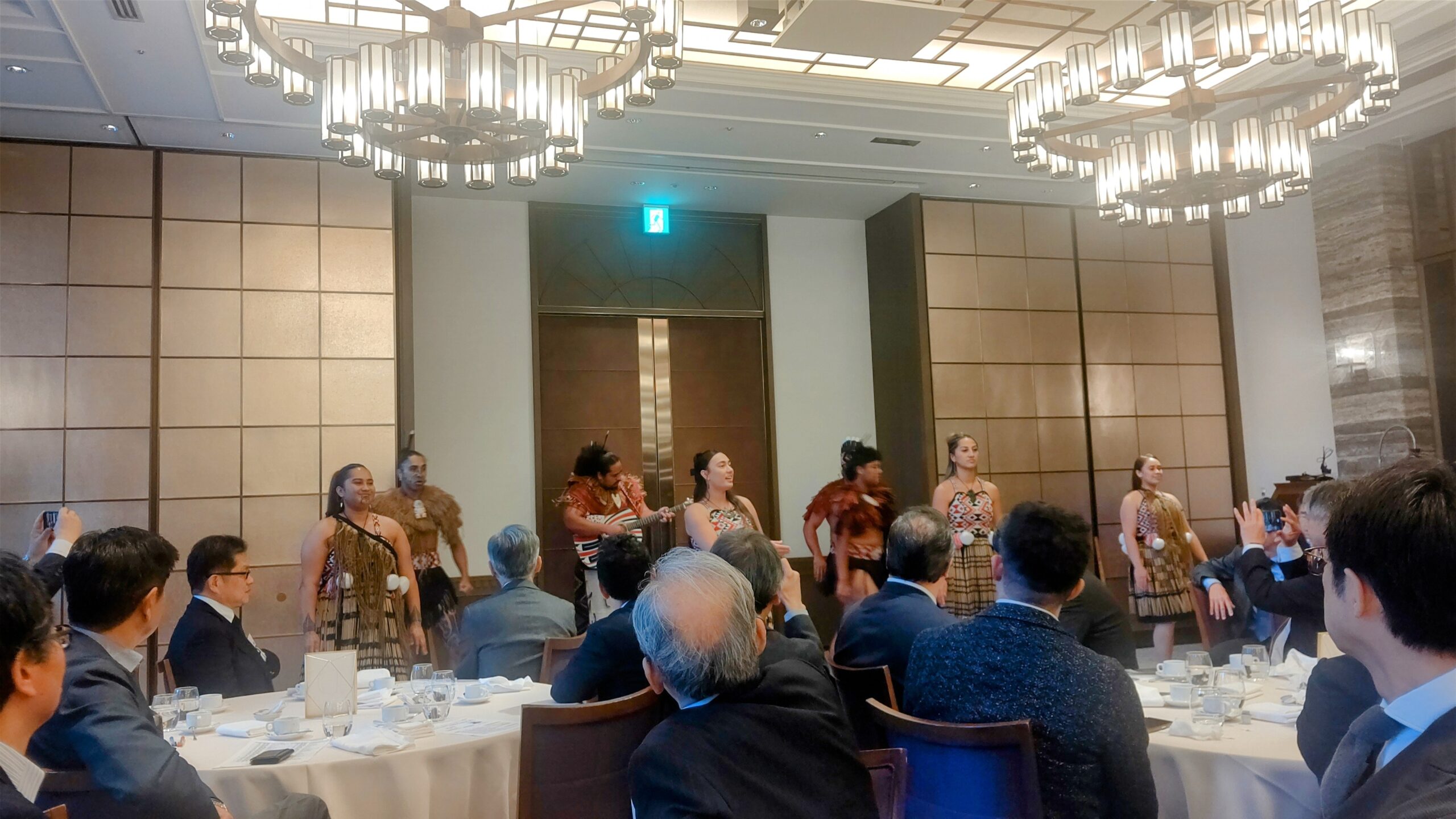 マウイ族の踊り – PICO TOUR ピコパンダ